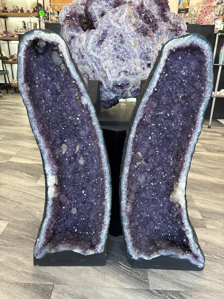 Amethyst Geodes - Natural Brazilian & Uruguayan Crystals | Diamond ...